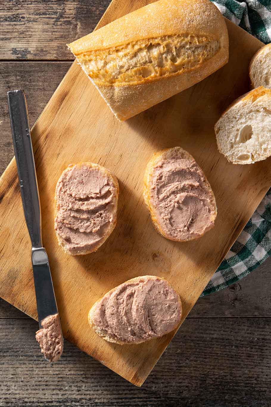 Paté de hígado de cerdo casero, receta fácil
