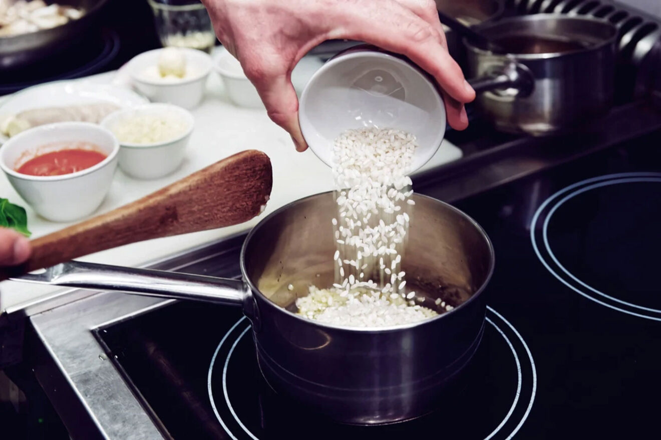 Cómo cocinar arroz correctamente, según los expertos